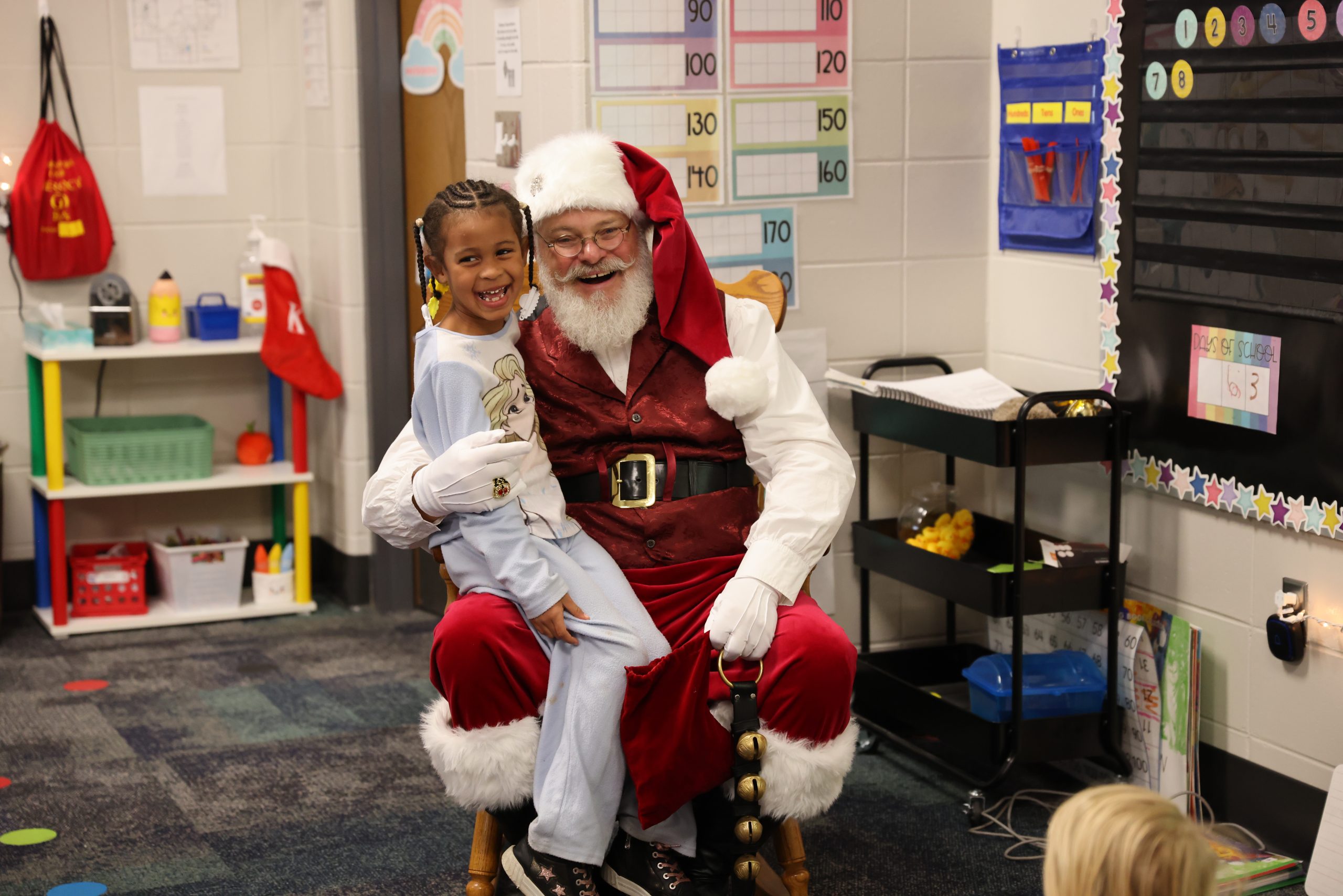 Santa Visits Meadow’s Edge! - Meadows Edge Elementary School